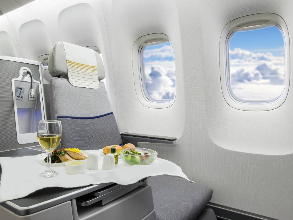 Business Class Vs First Class What s The Difference 